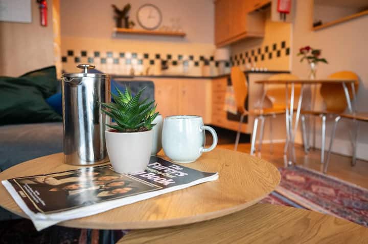 Modern Apartment In The Heart Of Sligo Town - 슬라이고