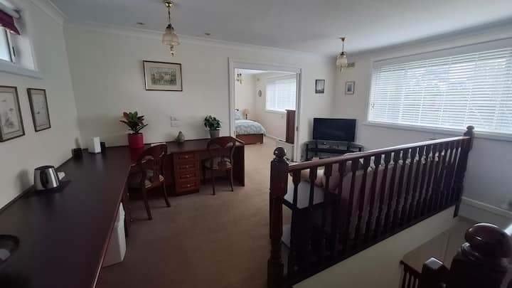 Blackburn Lake Bed & Breakfast - Forest Hill