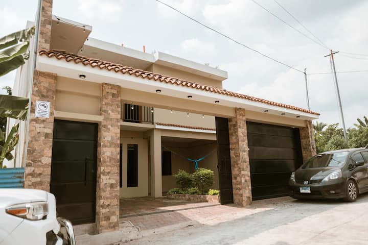 Apartamento En Segundo Nivel - Retalhuleu