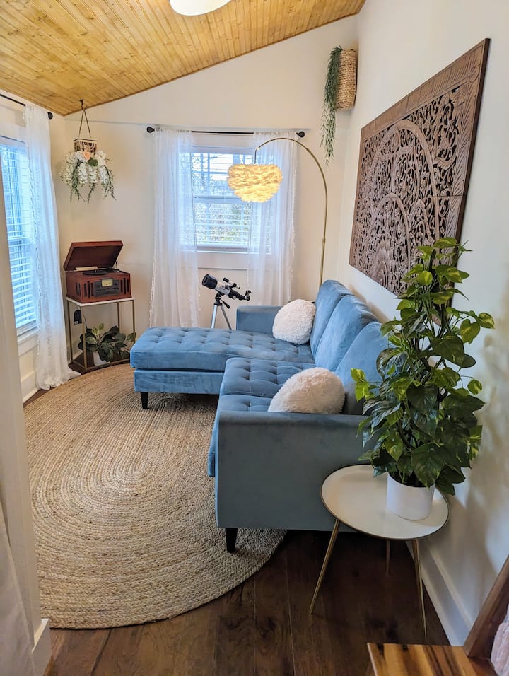 Cozy Pocket Of Nature In The City - Knoxville, TN