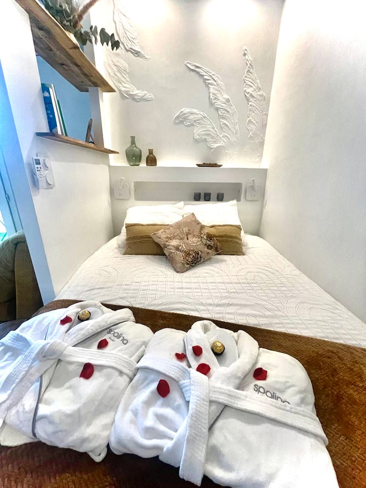 Cocon Chic: Suite * * * * Balneo, Espace Ciné, Ps5 - Grabels