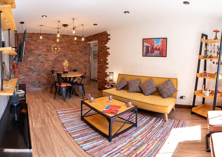 Sun-kissed Apt With Local Flair Near City Center - Arequipa