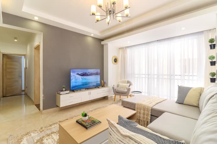 Breathtaking 3br Urban Gem W/ Pool, Gym & Views - Nairobi