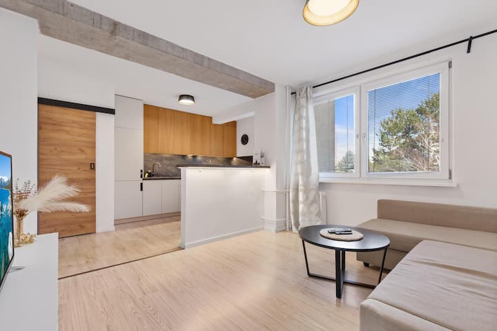 Barbyb Apartment - With Free Parking - Bratislava