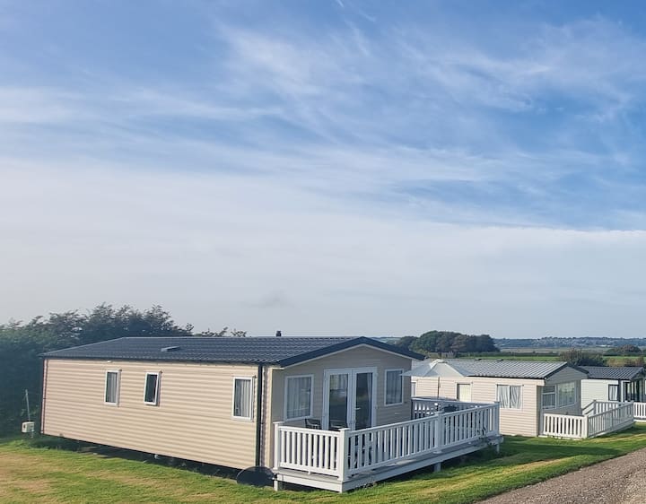 Wonderful Holiday Home By A Beautiful Sandy Beach - Bembridge