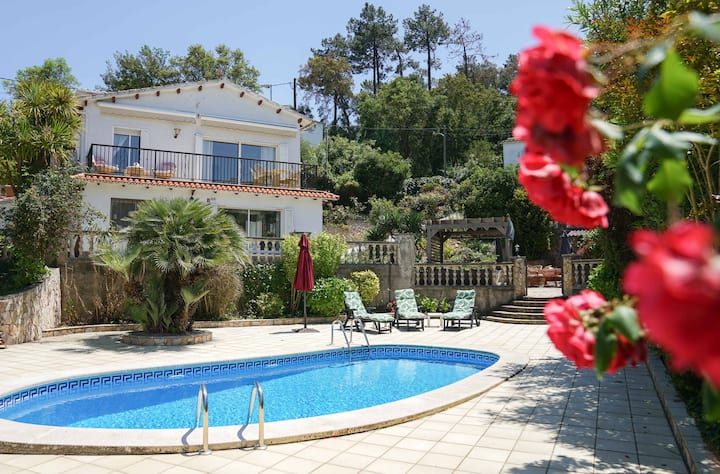 Villa Rosselló, 8 Pax Zone Tranquille Avec Piscine - Lloret de Mar