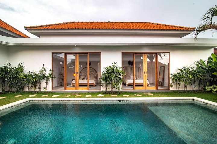 Simple & Magical Villas Almaya 2 - 세미냑