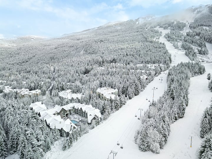Luxe 2-bed | Ski-in Ski-out | On Hill - Whistler