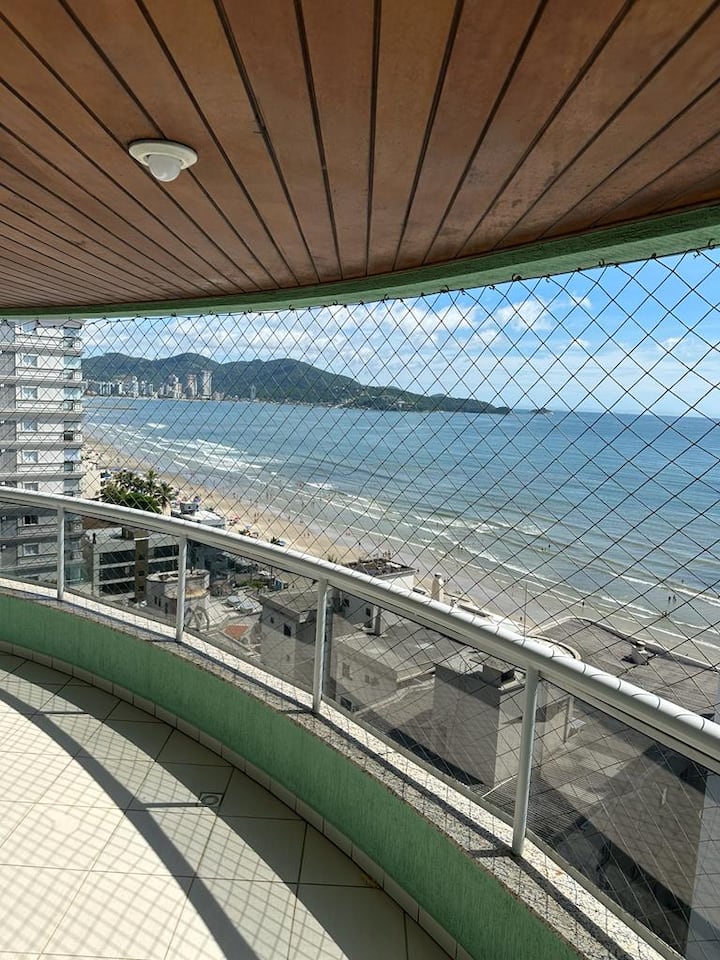 Apartamento Cobertura - Meia Praia, Pé Na Areia! - Itapema