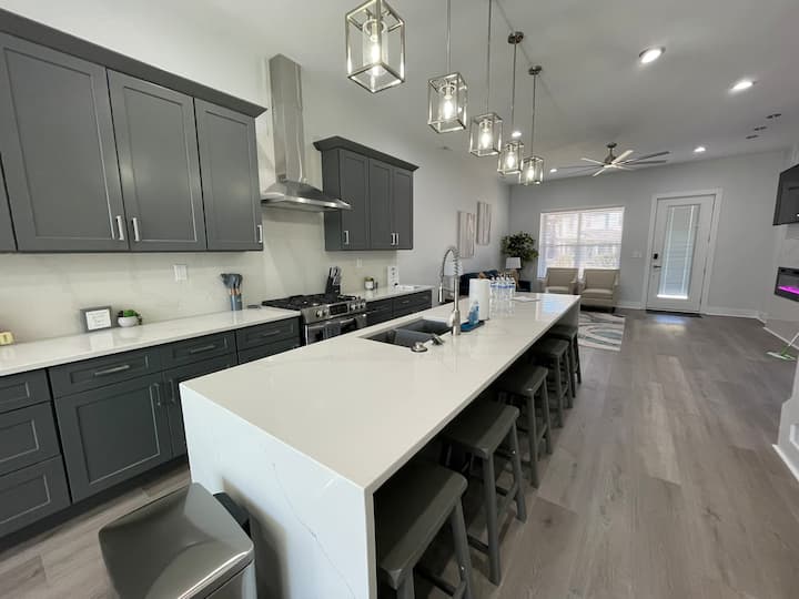 Luxury 4br Home | Sleeps 10 | Downtown Indy | 26 - Kota