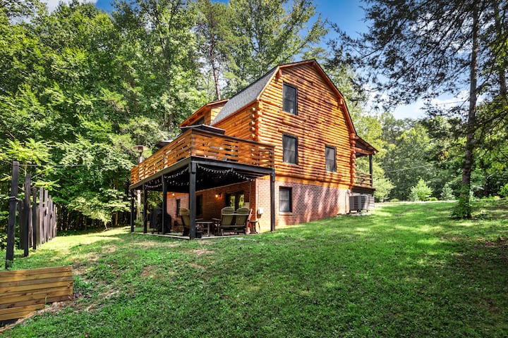 Lilla’s Cozy Cabin: Where Comfort Meets Fun! - Powhatan State Park, Powhatan