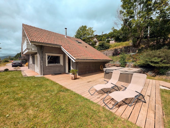 Chalet Sauna Jacuzzi 6 Personnes - La Bresse