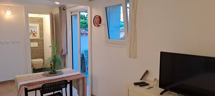 Studio Malou 2 Personnes Bandol Piscine Familiale - Sanary-sur-Mer