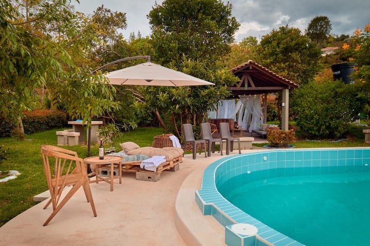Apartamento Multiple En Condominio Con Piscina - Girardota