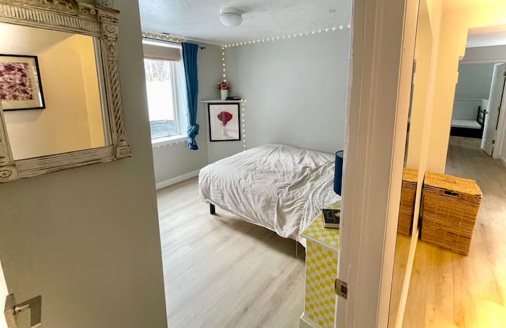 Room For Solo Traveler - - Park City, UT