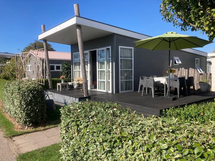 Stijlvol Tiny House Op Park Nabij Zee - Oostkapelle