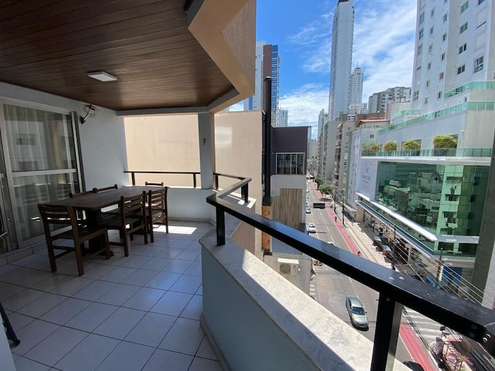 Excelente Apto Esquina Av Brasil - Balneario Camboriú