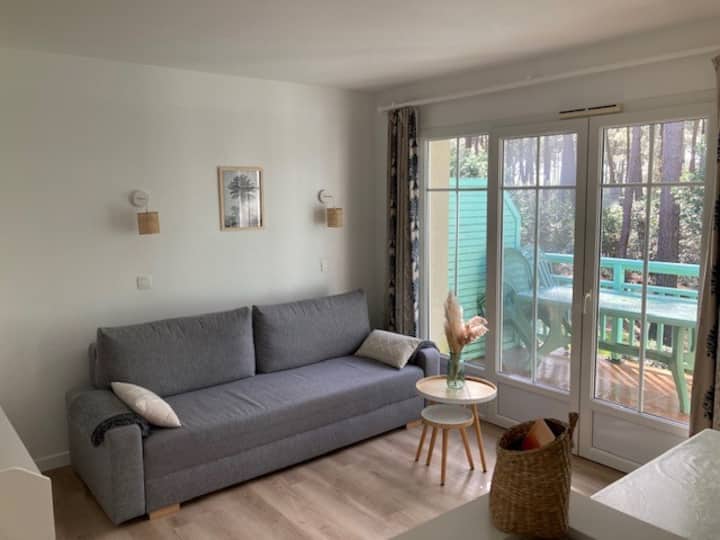 Douceur De Pins - Appart 5 Pers. Balcon & Piscine - Étang de Lacanau