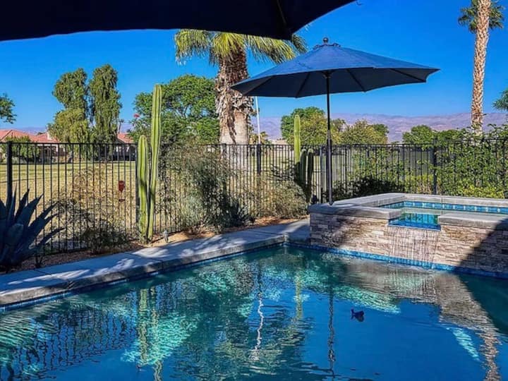 Casa On The Green Walk To Festivals
& Play Golf - Coachella, CA