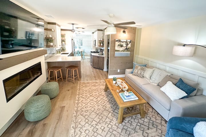 Tranquil Water Oasis - "North Manitou" Condo - Glen Arbor, MI