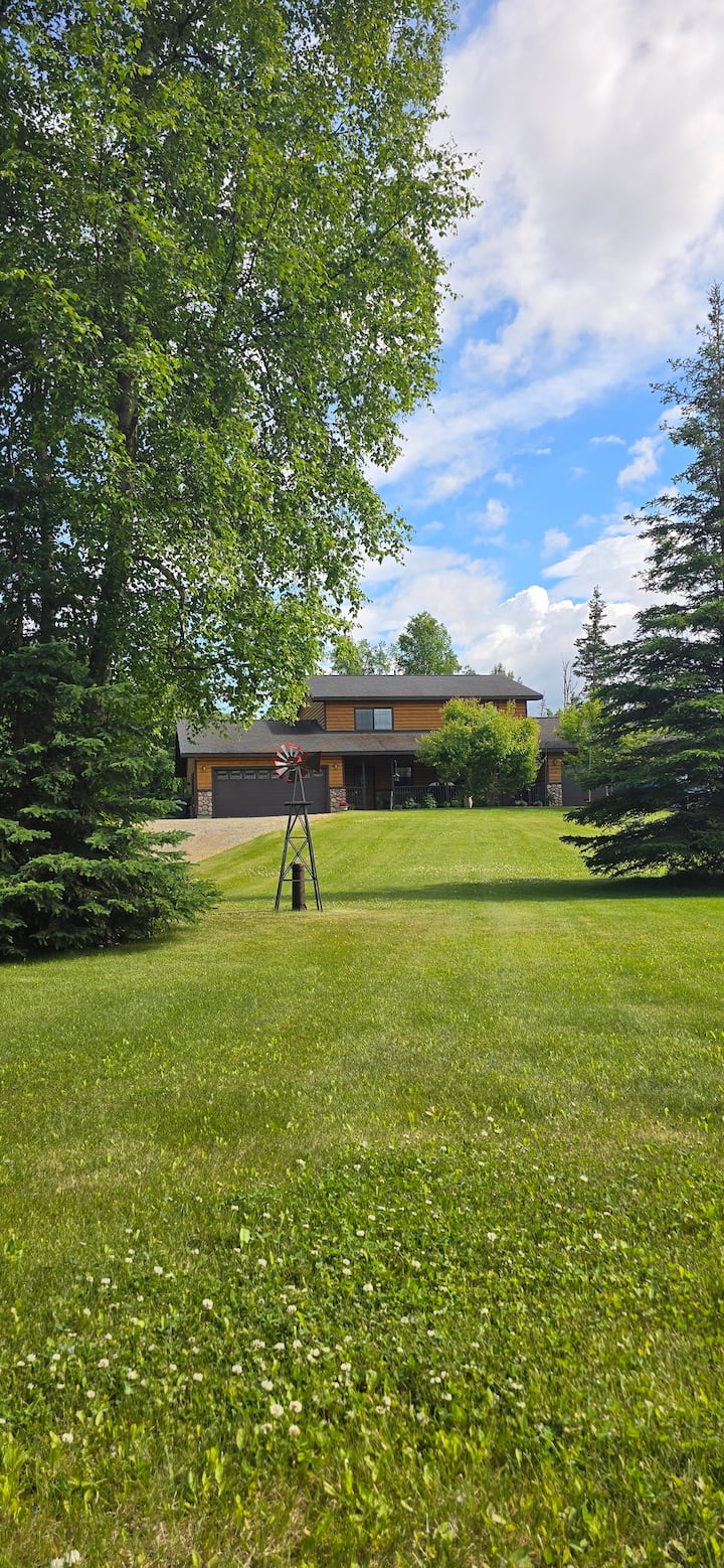 Rustic Cabin Modern Living - Lake Lucille, Wasilla