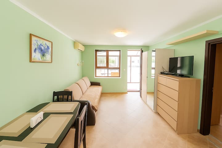 Lovely Nest With Glass Veranda - Varna