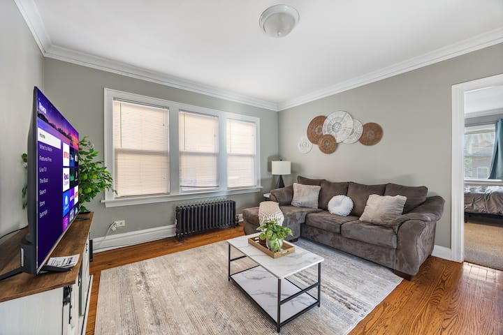 Chic Apt W/comfy Vibes - Seven Seas, Riverside