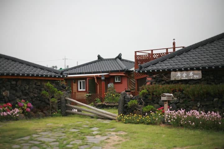 판포포구 조용한 전통돌담가옥 채송화 - 원앙채 - Corée du Sud