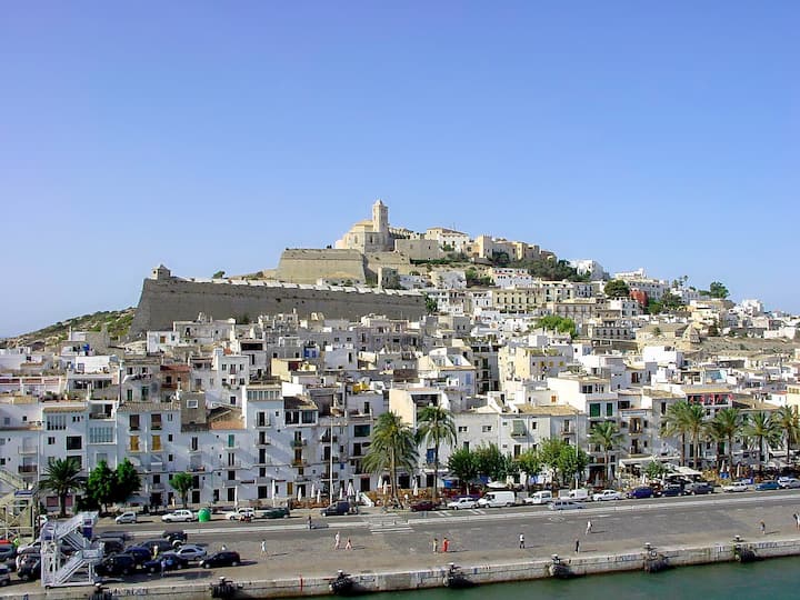Nice, Quiet Room Near The Beach - Ibiza City
