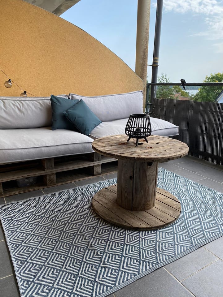 Appartement Avec Piscine - Froidchapelle
