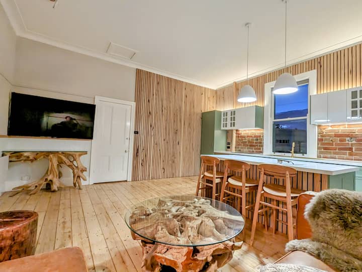 Timeless, Classy, Central! - Cooma
