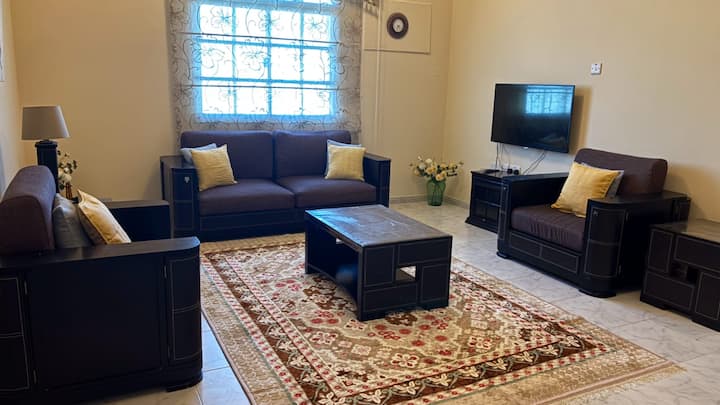 أهلا بك في بيتك بمنطقة حيوية قريبة من كل خدمة - Muscat