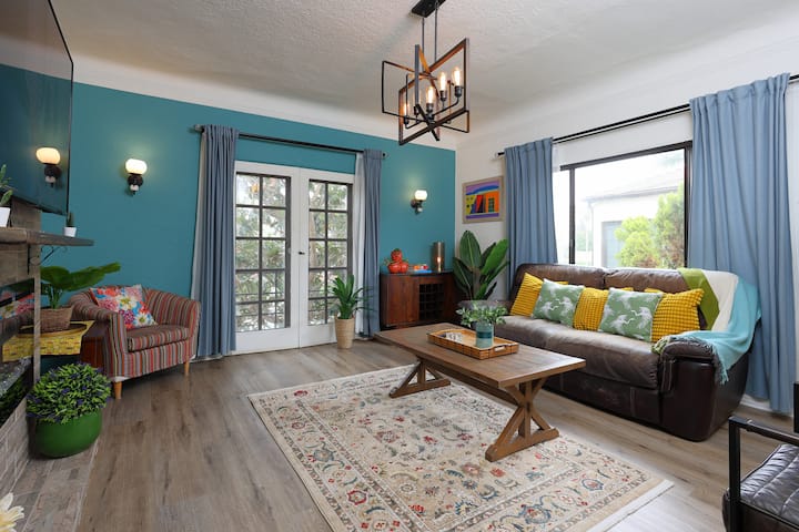 Outstanding Hideaway 10 Mins. Drive To Disneyland - Santa Ana