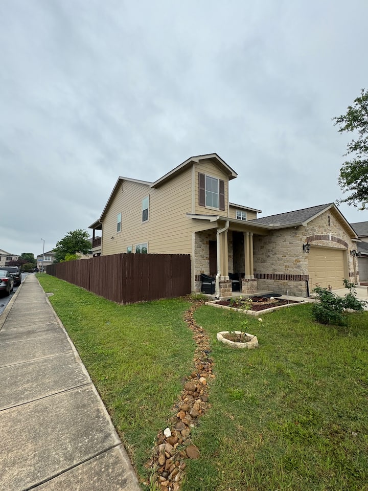 4 Bedroom House By Lackland & Seaworld - Redbird Ranch - San Antonio