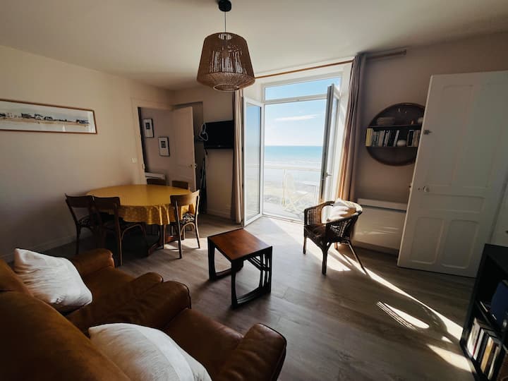 Front De Mer Vue Incroyable - Agon-Coutainville