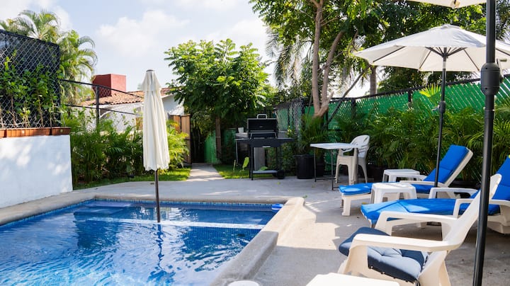 Casa Garzas. Alberca, Asador - Ixtapa Zihuatanejo