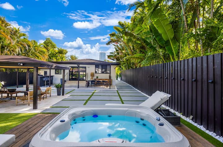 Hottub | Pool | Brickell | Nespresso | Grill - Miami