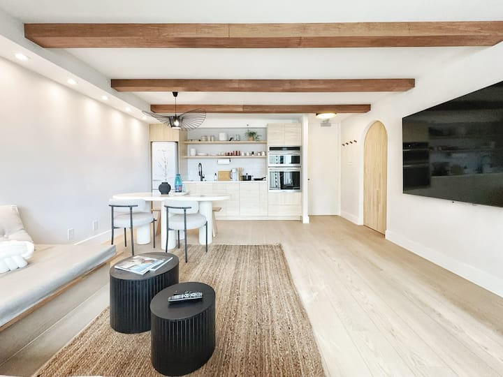 *Ultra Upscale 1br In Waikiki W/parking* - Honolulu