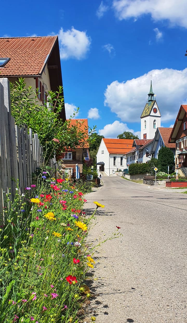 Ferienwohnung Dorfleben Allgäu - Hopfen