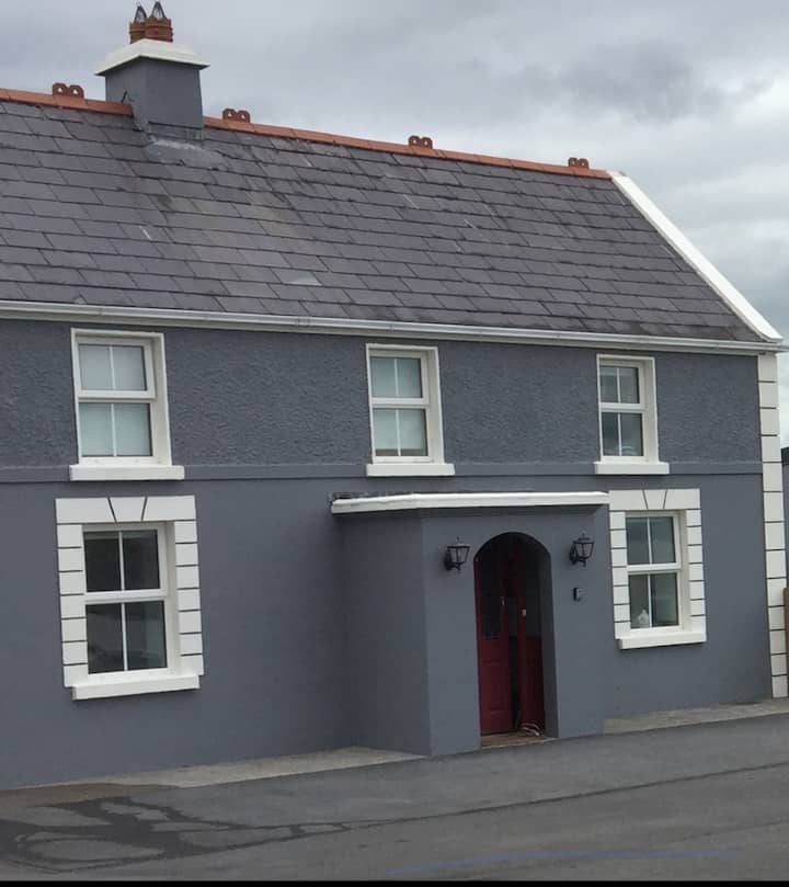 The Farmhouse - Oranmore