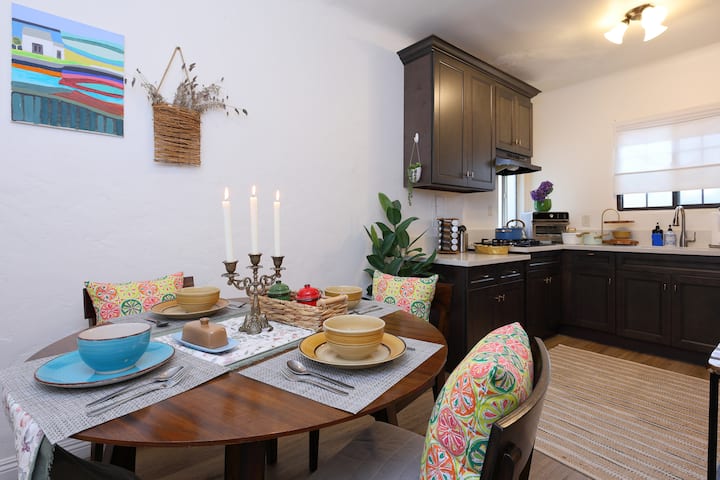 Vibrant Living 1b1b 10 Mins. Drive To Disneyland - Santa Ana, CA