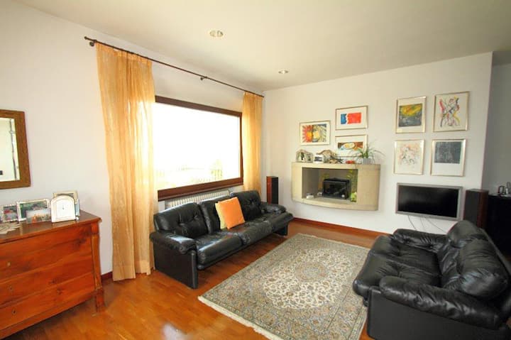 Suite 3 Camere E 2 Bagni 6 Pers. - San Marino