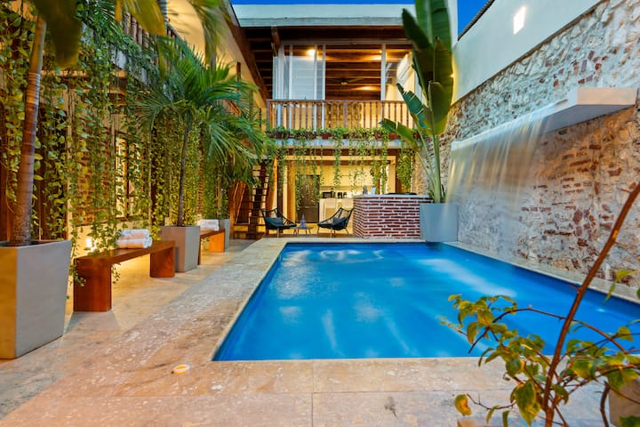 8br Pool Villa In Getsemaní | Casa Oasis - Cartagena