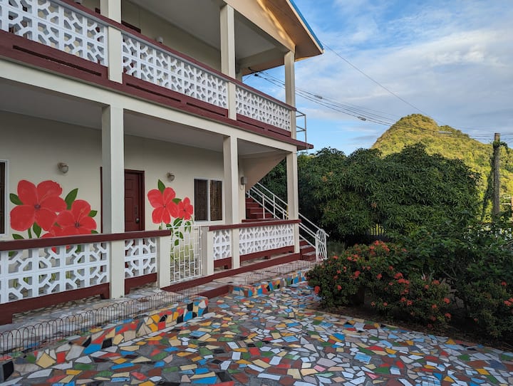 Marjue's Ruby Apts - Saint Lucia