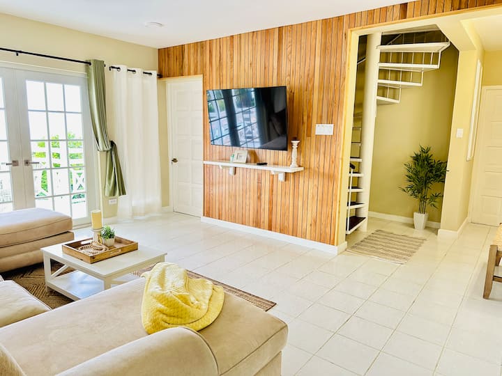 Islandviews Ph/security/gated/free Airport Pickup - Jamaica