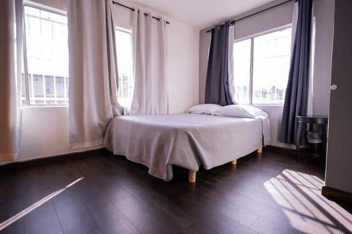 Spacious 2br Apt W/ Kitchenette & Fast Wifi - Tijuana