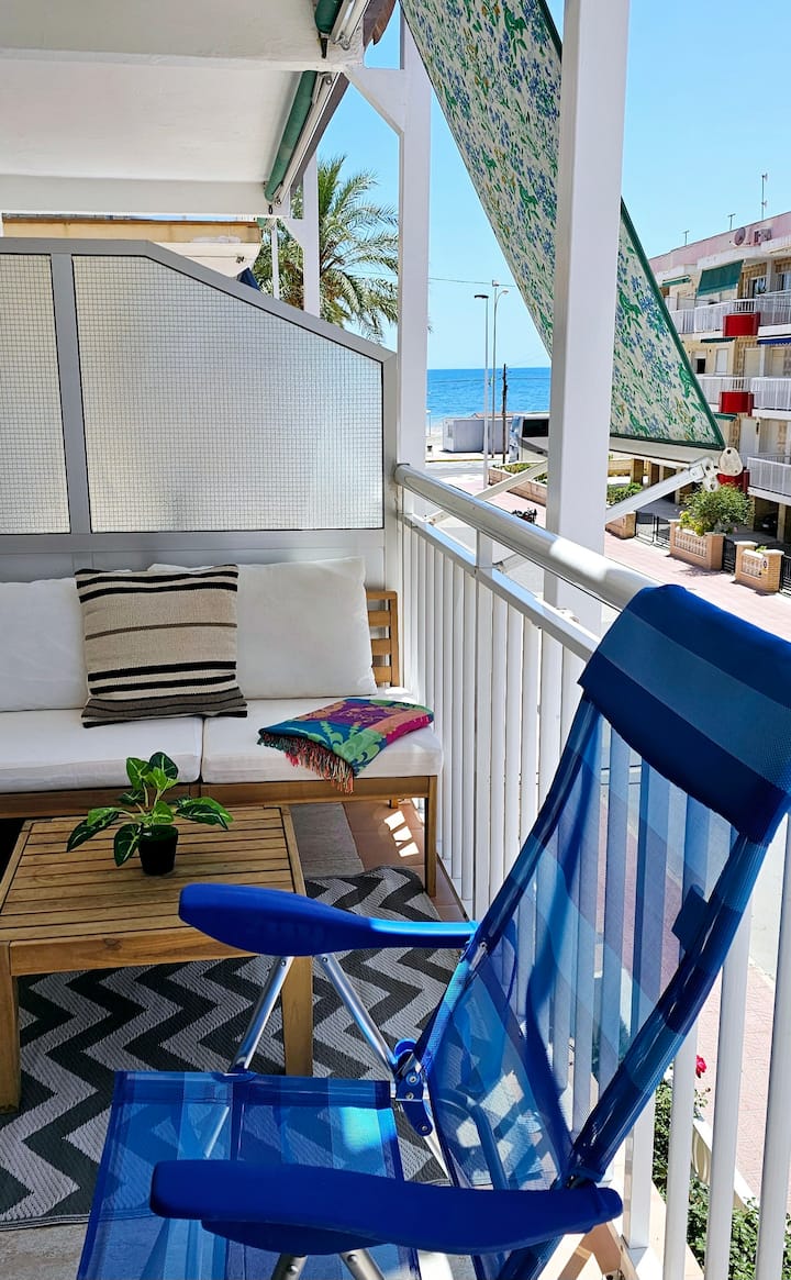 Appartement Au Bord De La Plage.  Baba Aga - Santa Pola