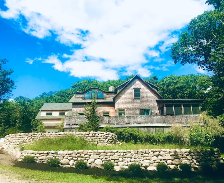 Coastal Custom Home With Hot Tub - Kennebunkport, ME