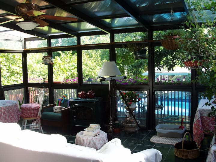 Option B The Gazebo For Eaa - Oshkosh, WI