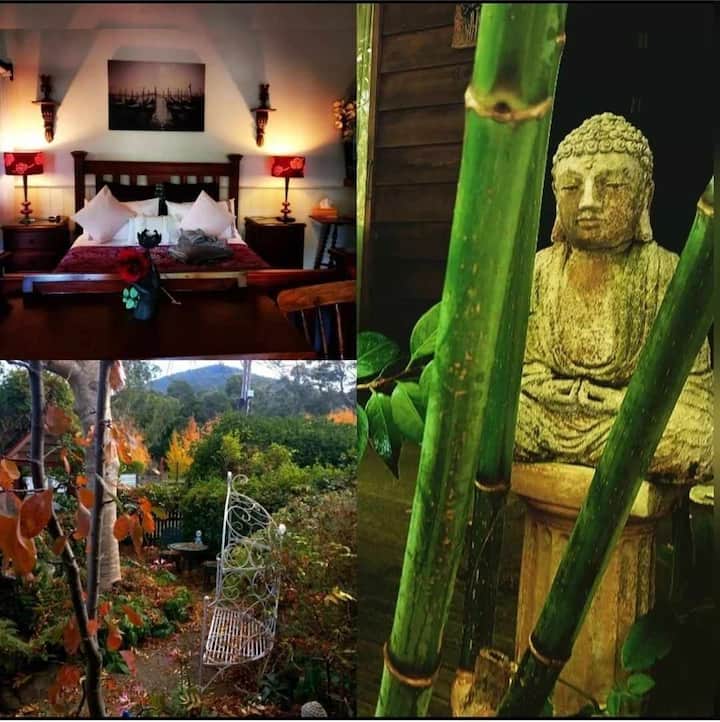 Mia's On The Mount Cottage
In A Garden Oasis - Macedon Ranges Shire